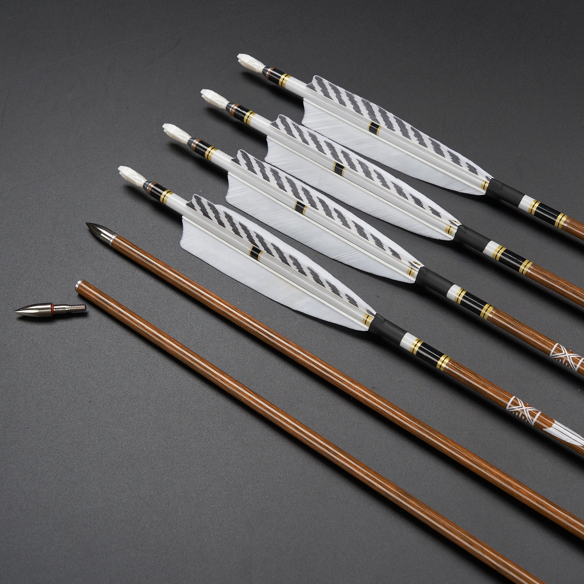 12pcs 32" Archery Pure Carbon Arrows Turkey Feather Fletched Spine 300 ...